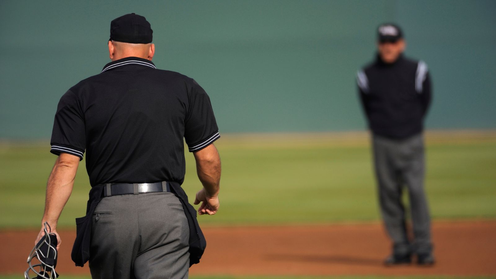 What Is a Walk Off in Baseball? Understanding the Game